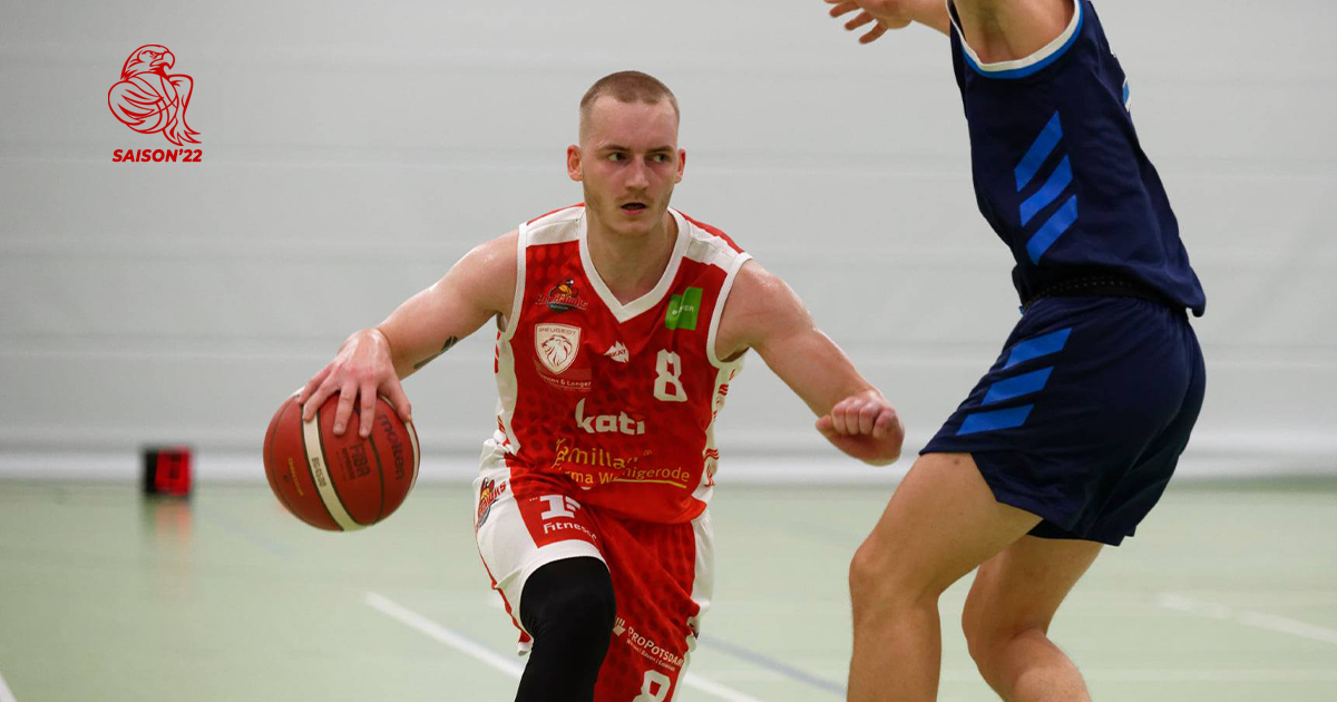 Topscorer Tim Decker weiter im Kader - RedHawks Potsdam
